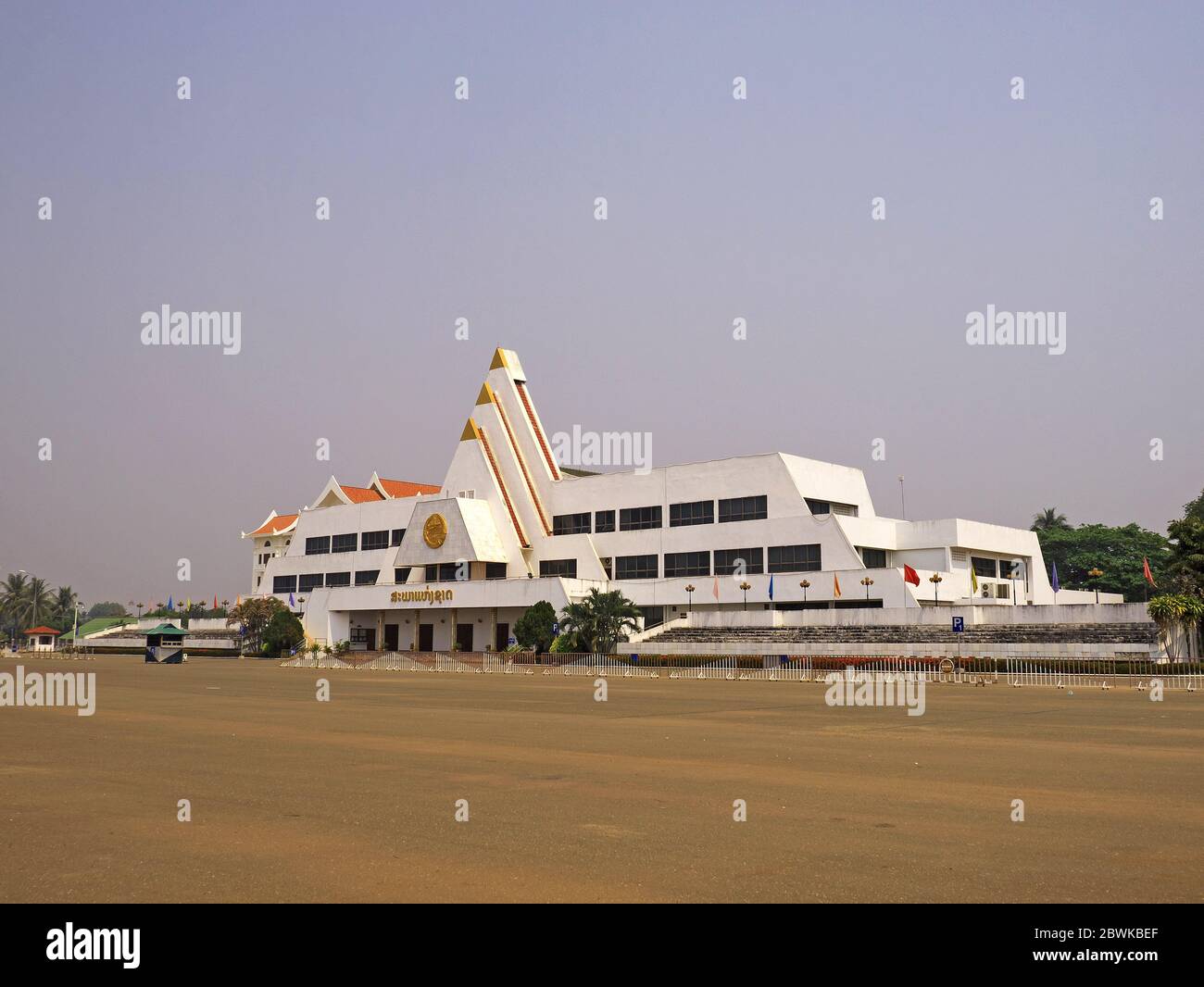 Traditional lao house in vientiane hi-res stock photography and images ...