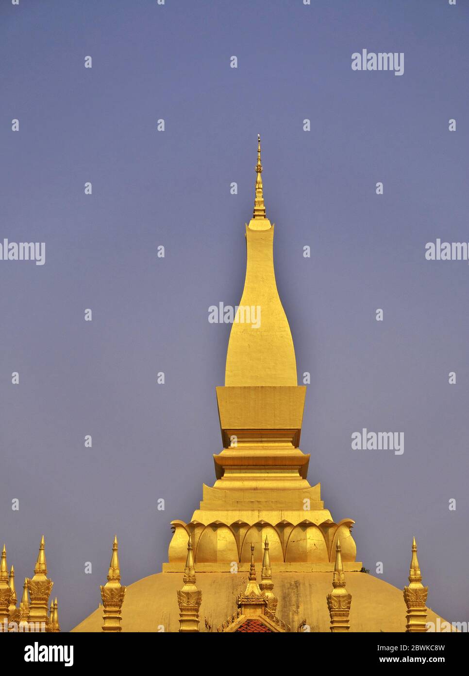 The gate of wat pha that luang hi-res stock photography and images - Alamy