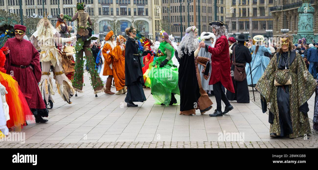 Dancing hall hi-res stock photography and images - Alamy