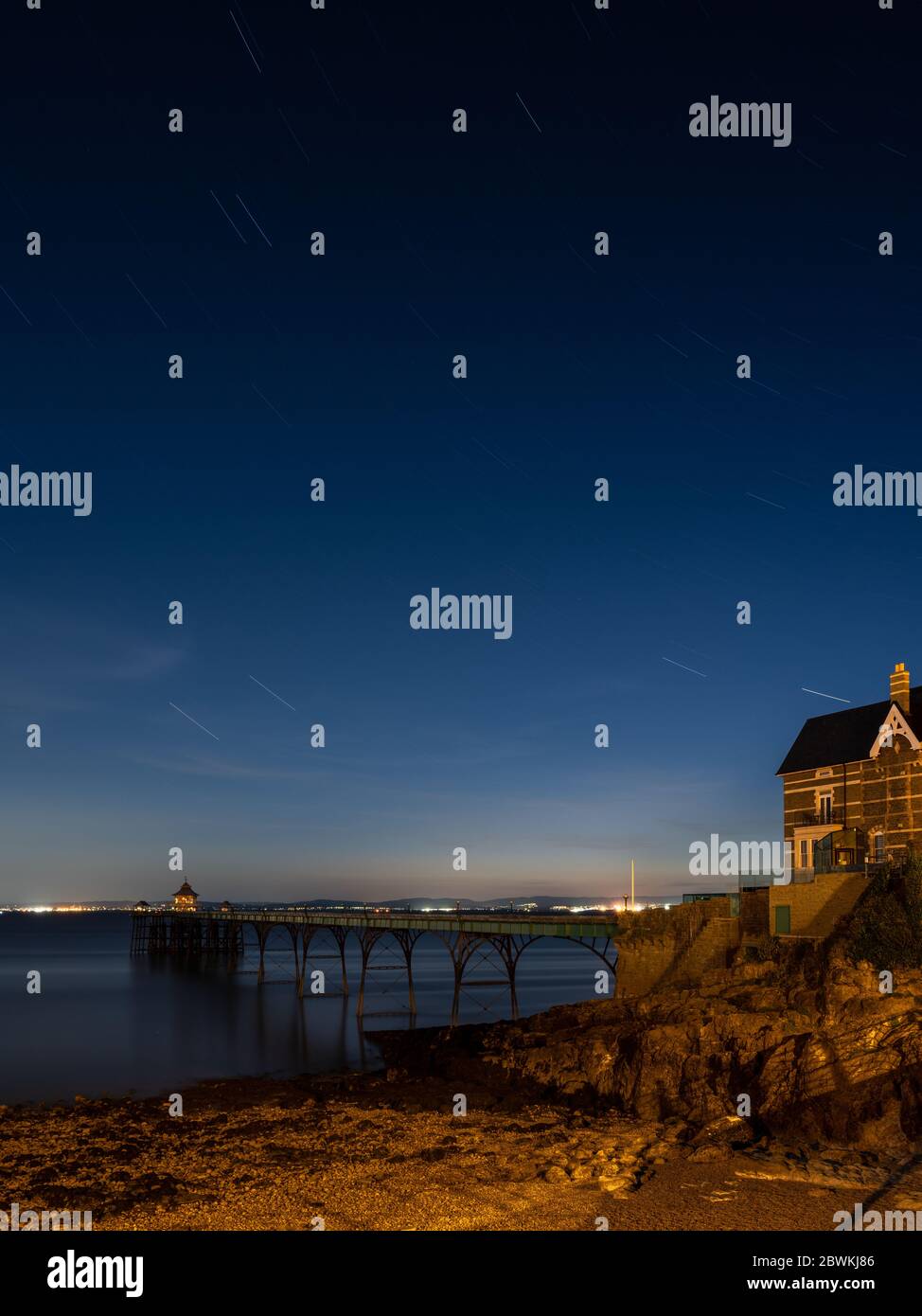 Night sky wales stars hi-res stock photography and images - Alamy