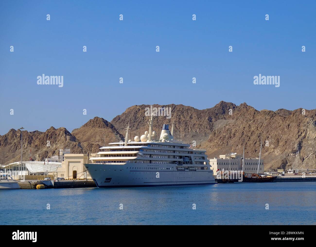 Oman travel luxury hi-res stock photography and images - Alamy