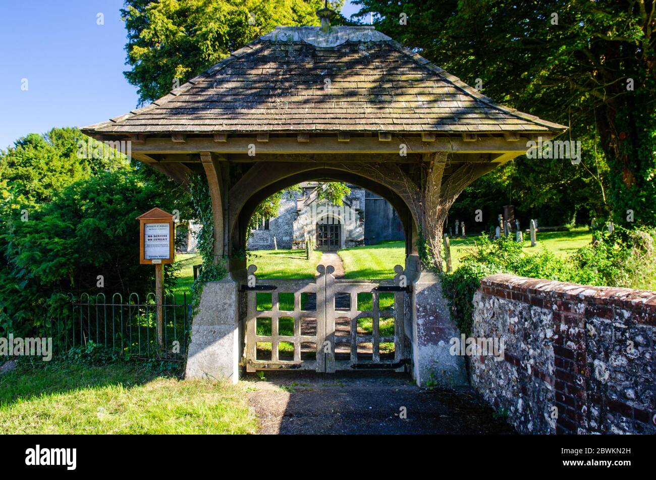 Entrance gate church path hi-res stock photography and images - Alamy