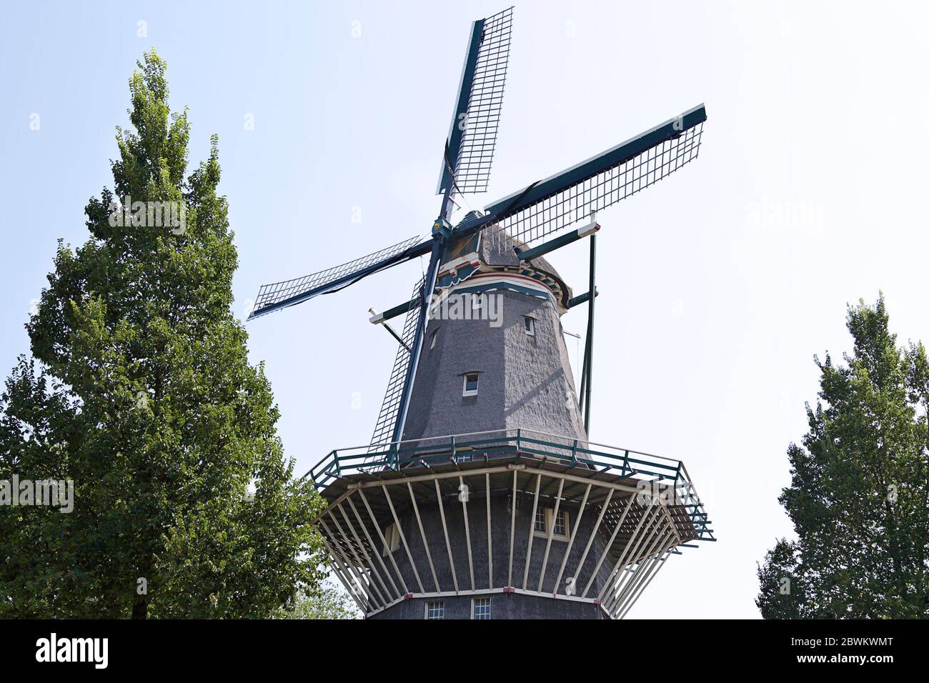 Holland de gooyer windmill hi-res stock photography and images - Alamy