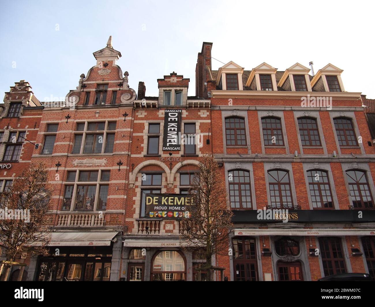 Leuven oude markt hi-res stock photography and images - Alamy