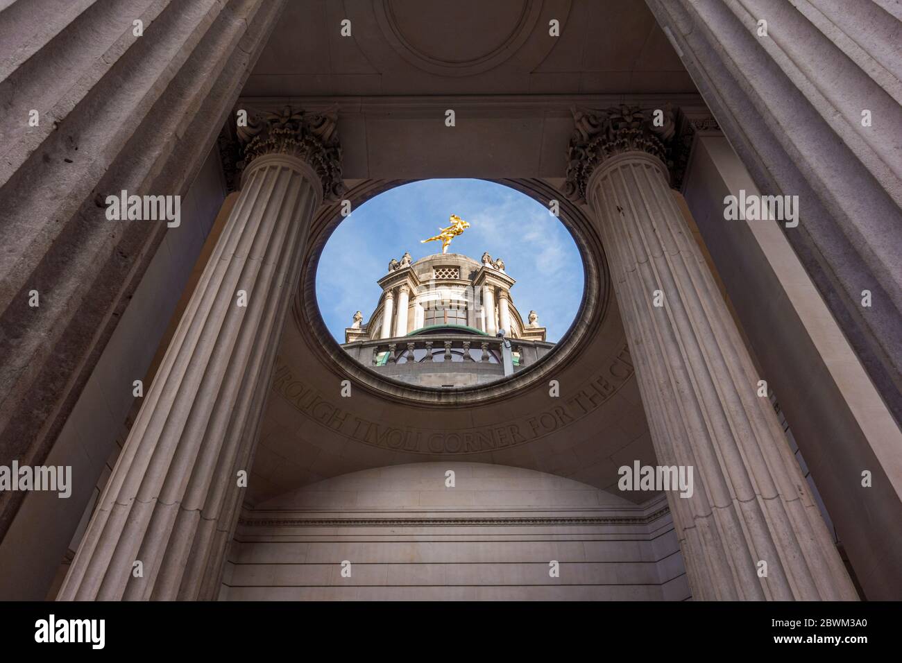 Ariel statue hi-res stock photography and images - Alamy