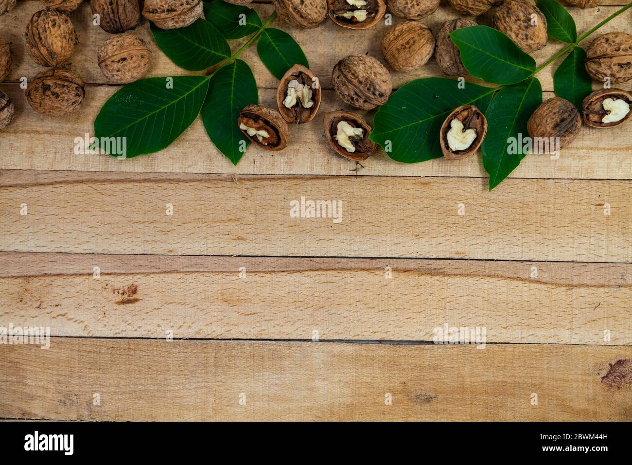 Table border hi-res stock photography and images - Alamy