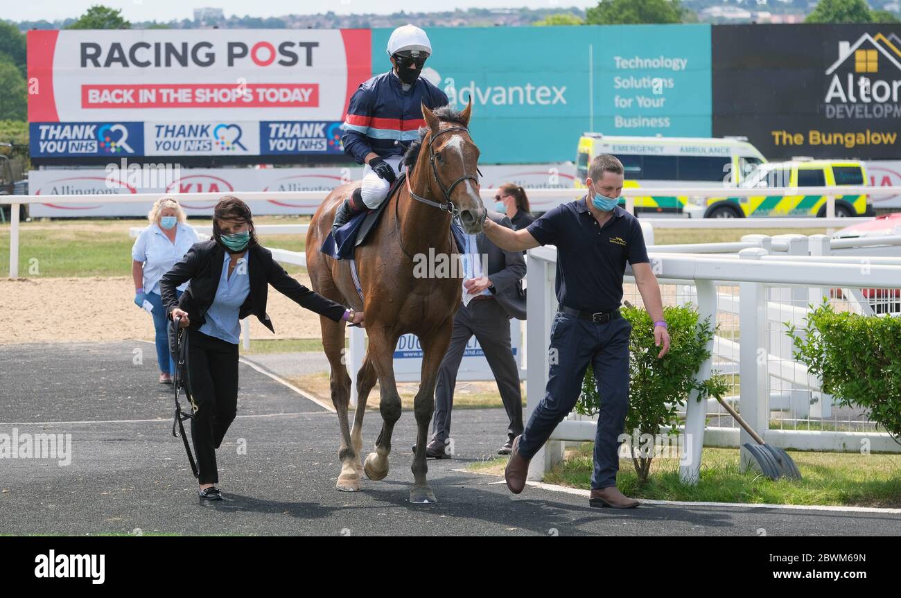Sir busker racecourse hi-res stock photography and images - Alamy