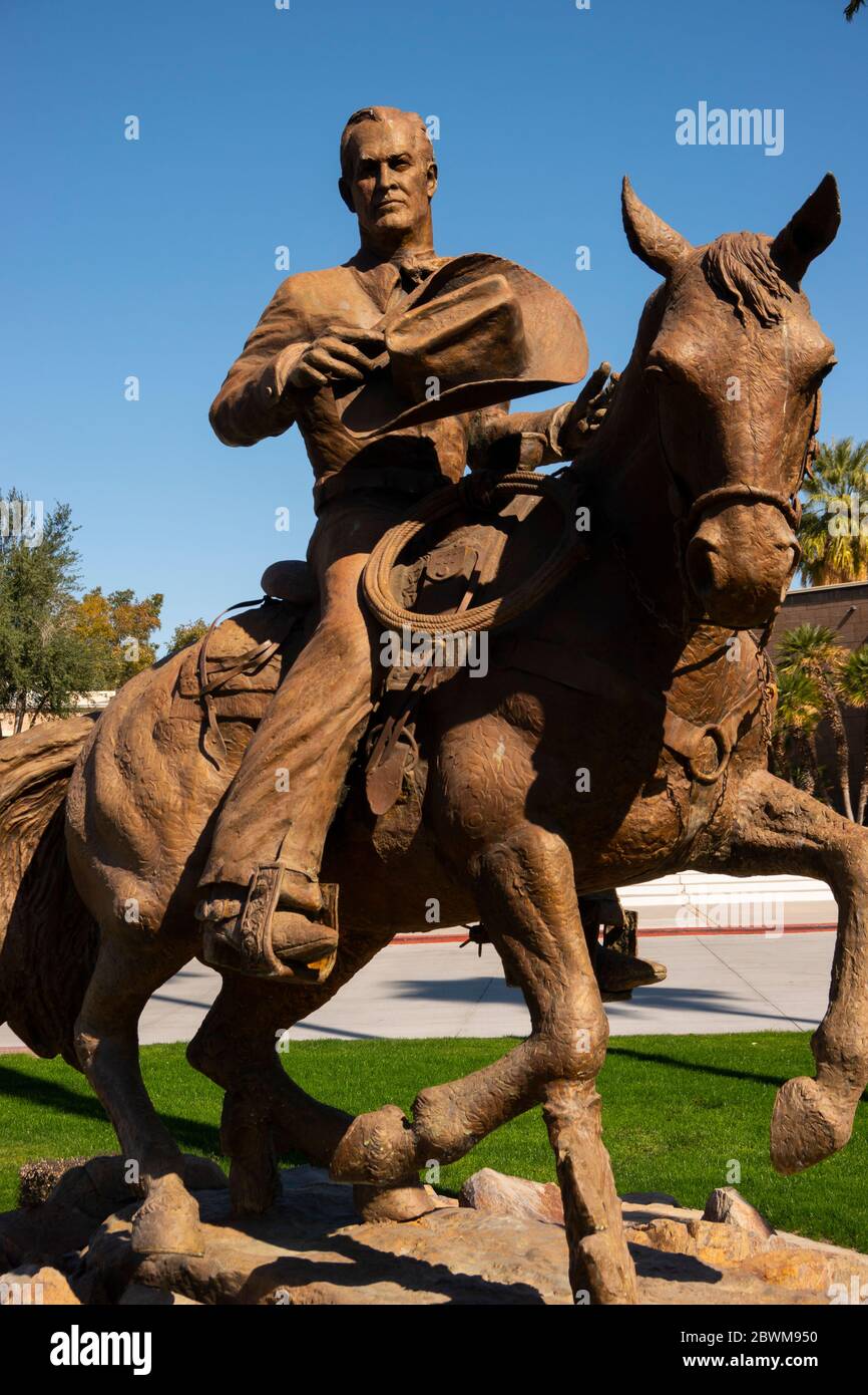 Frank bogert hi-res stock photography and images - Alamy