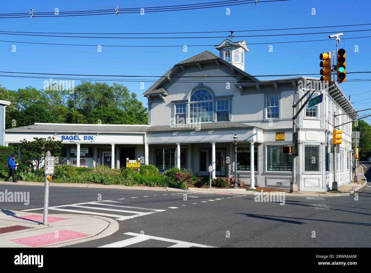 BERNARDSVILLE, NJ -30 MAY 2020- View of downtown Bernardsville, a small ...