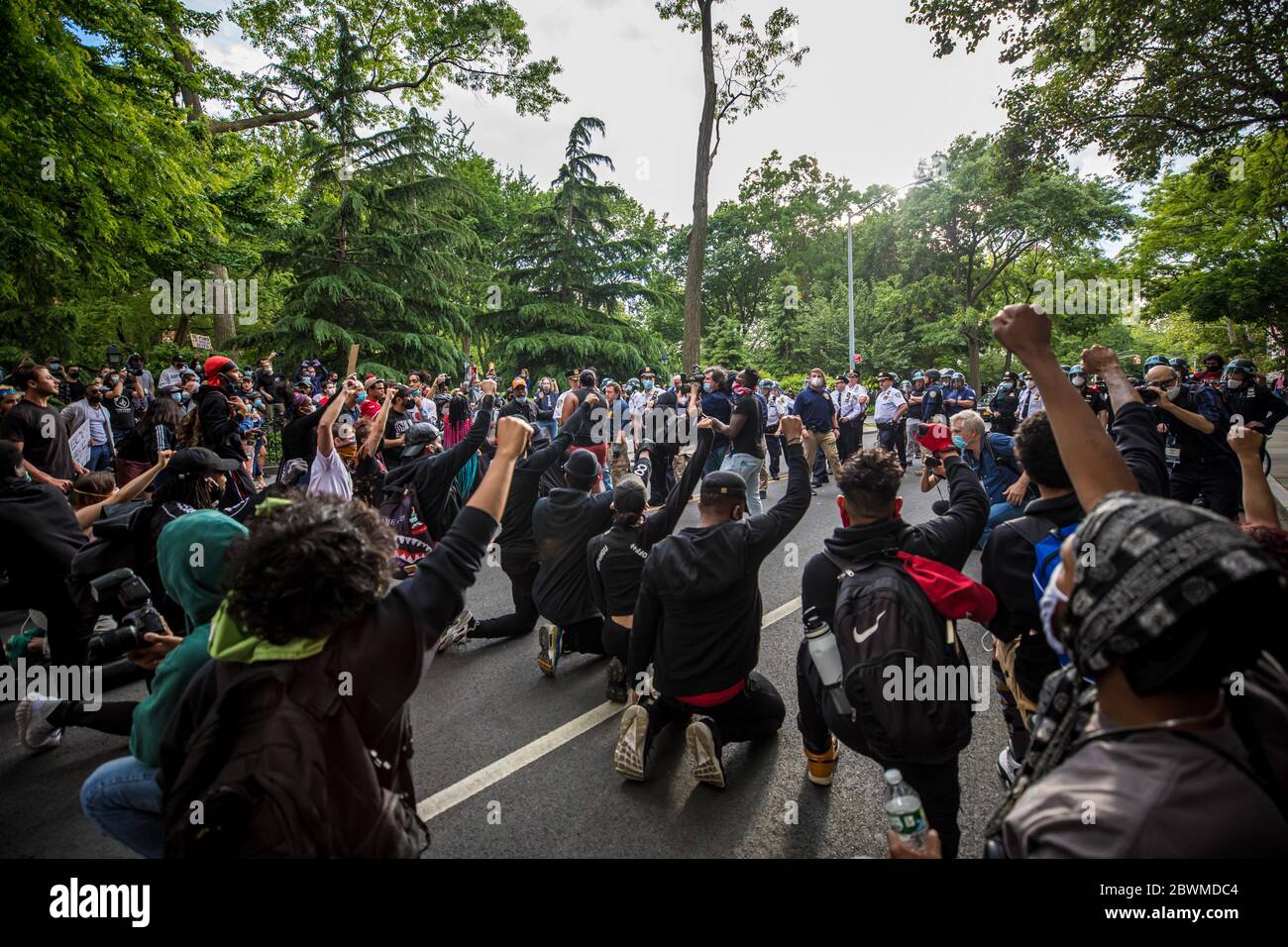 New York, USA. 01st June, 2020. Protesters and members of the police ...