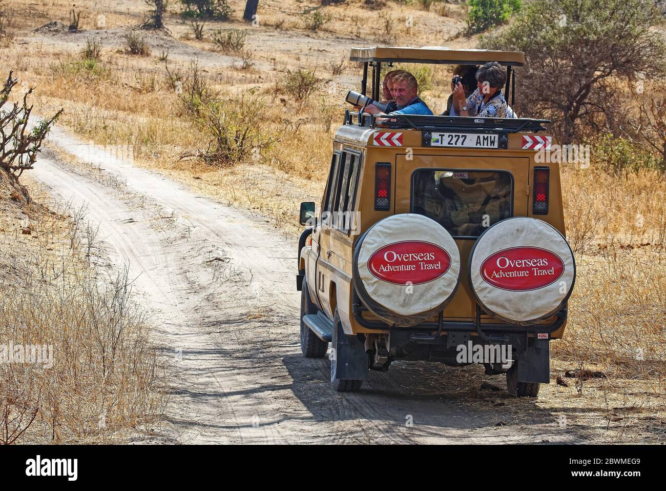 Land cruiser safari hi-res stock photography and images - Alamy