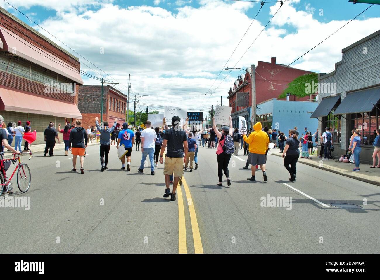 Crowd protesters walking holding hi-res stock photography and images ...