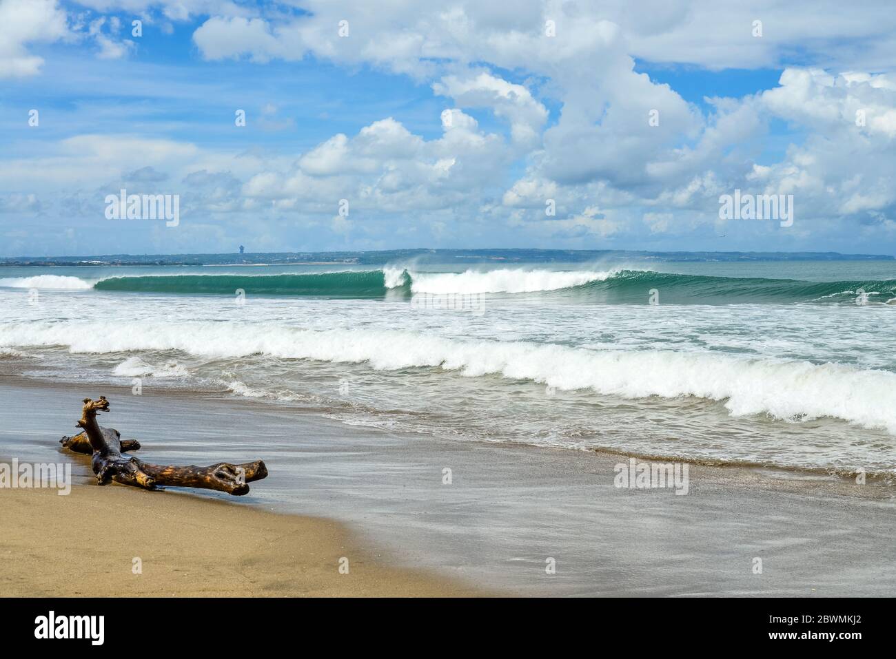 Petitenget Beach in Seminyak at sunny day, popular Sunset Beach in Bali ...
