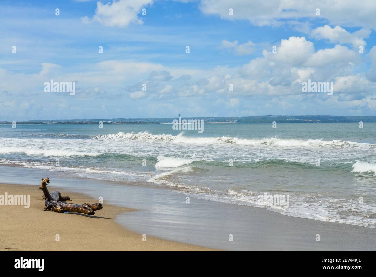 Petitenget Beach in Seminyak at sunny day, popular Sunset Beach in Bali ...