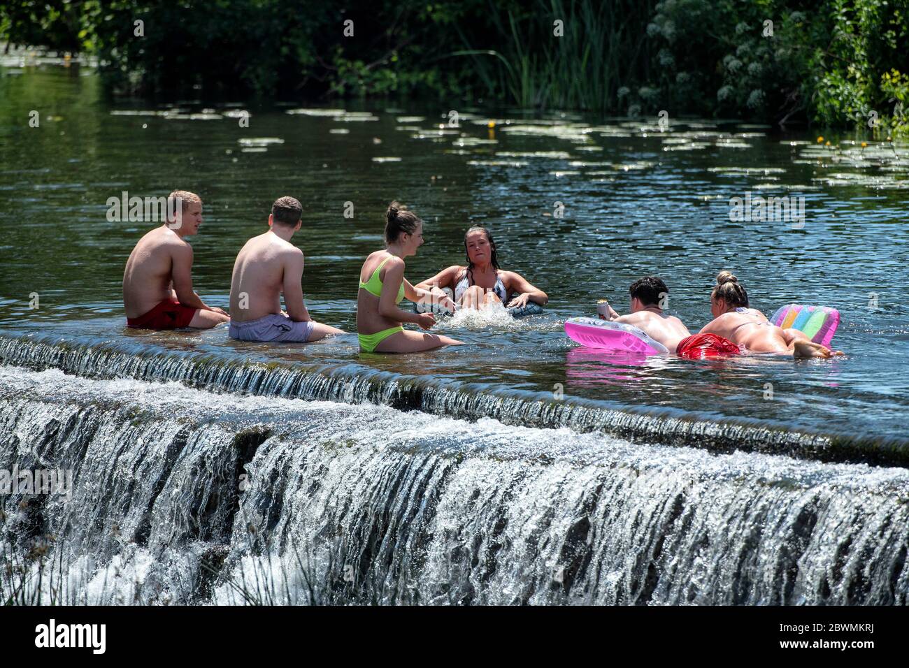 Swimming picnic swim hi-res stock photography and images - Alamy