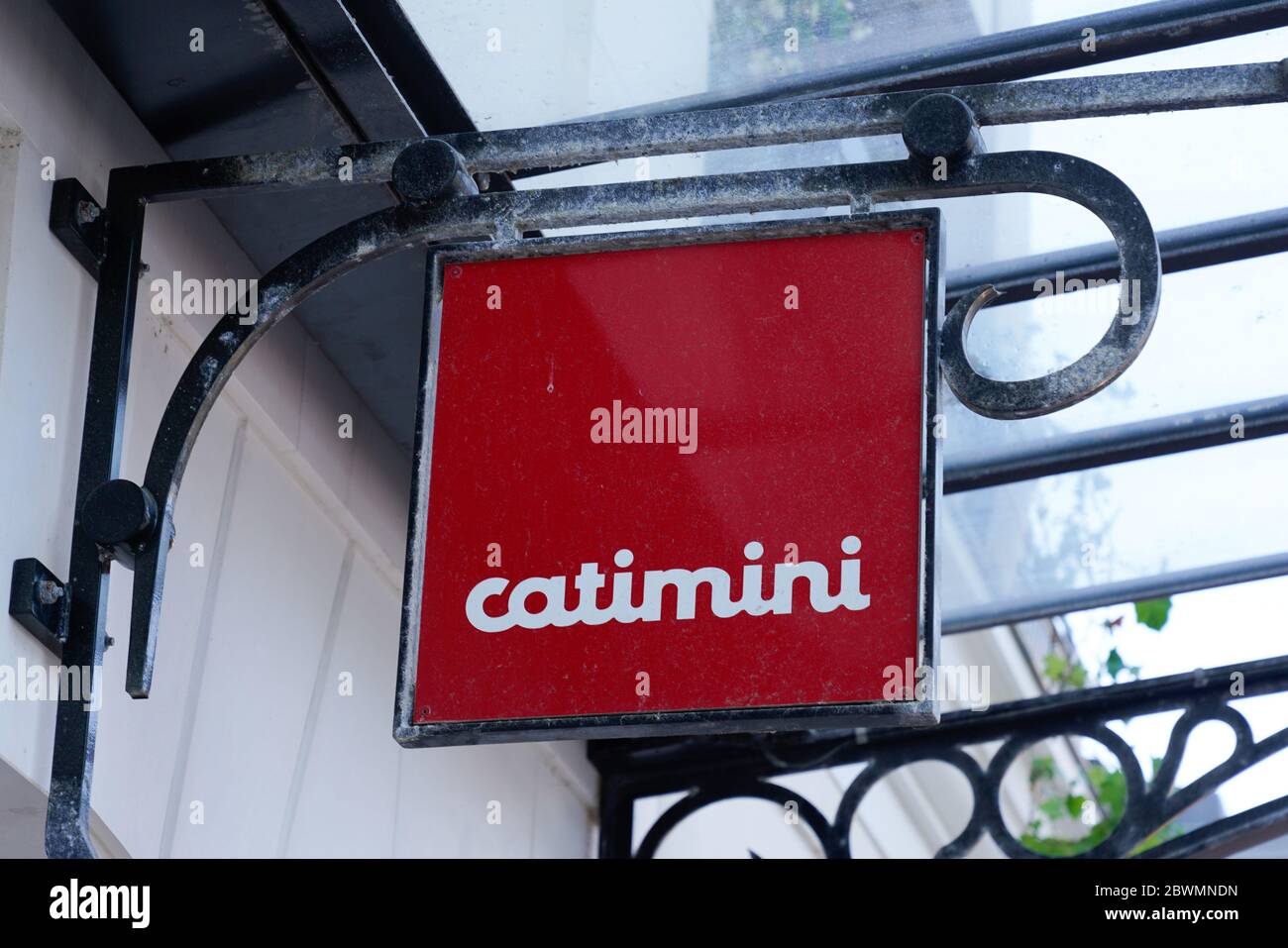Bordeaux , Aquitaine / France - 05 05 2020 : catimini store sign logo ...