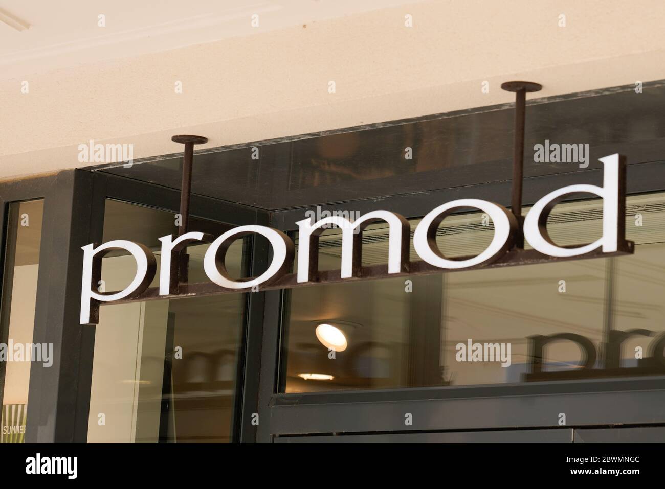 Promod logo hi-res stock photography and images - Alamy