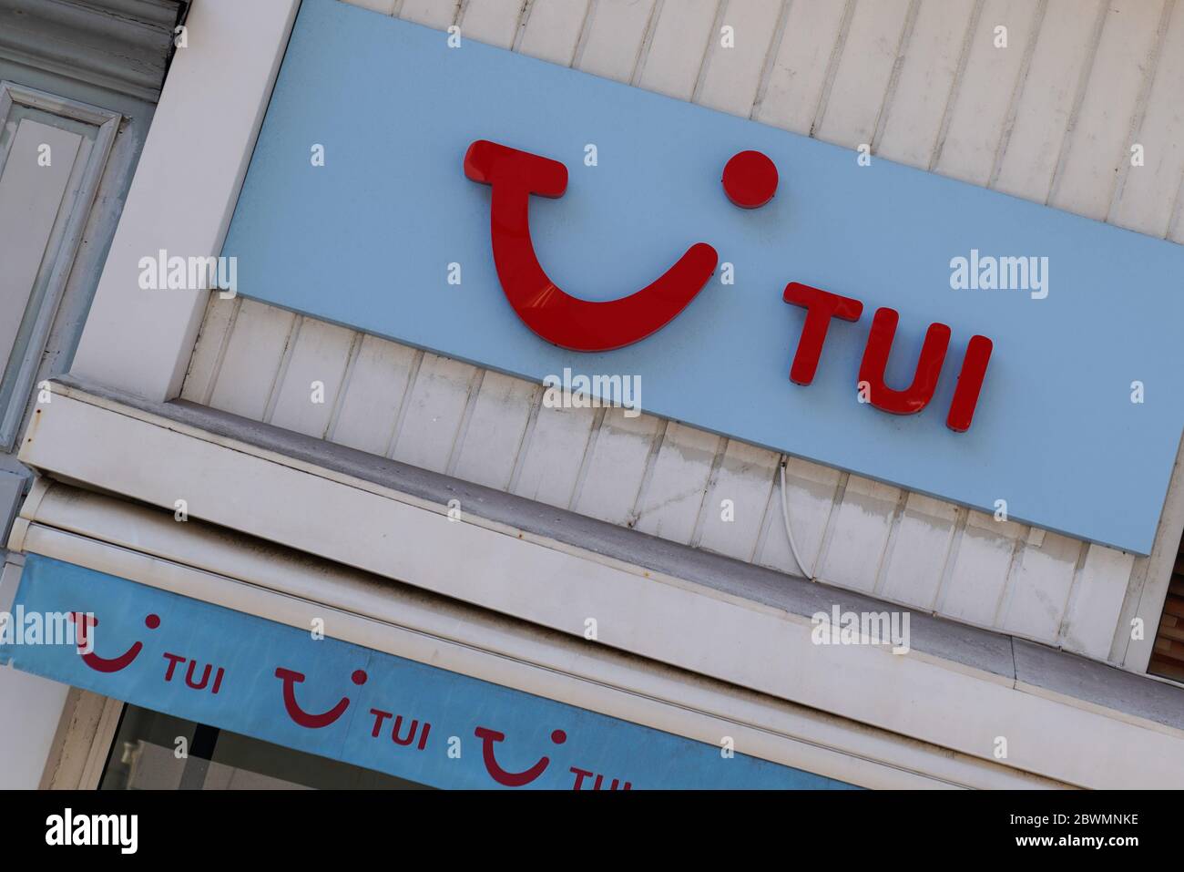 Office of tui travel company hi-res stock photography and images - Alamy