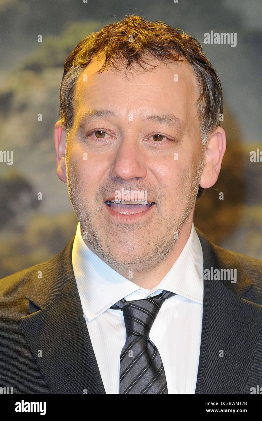 Oz the great and powerful premiere headshot hi-res stock photography ...