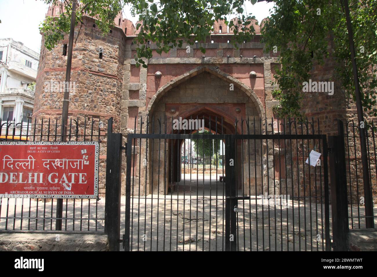 Historical Delhi Gate, Netaji Subhash Marg, Daryaganj, New Delhi, Delhi ...