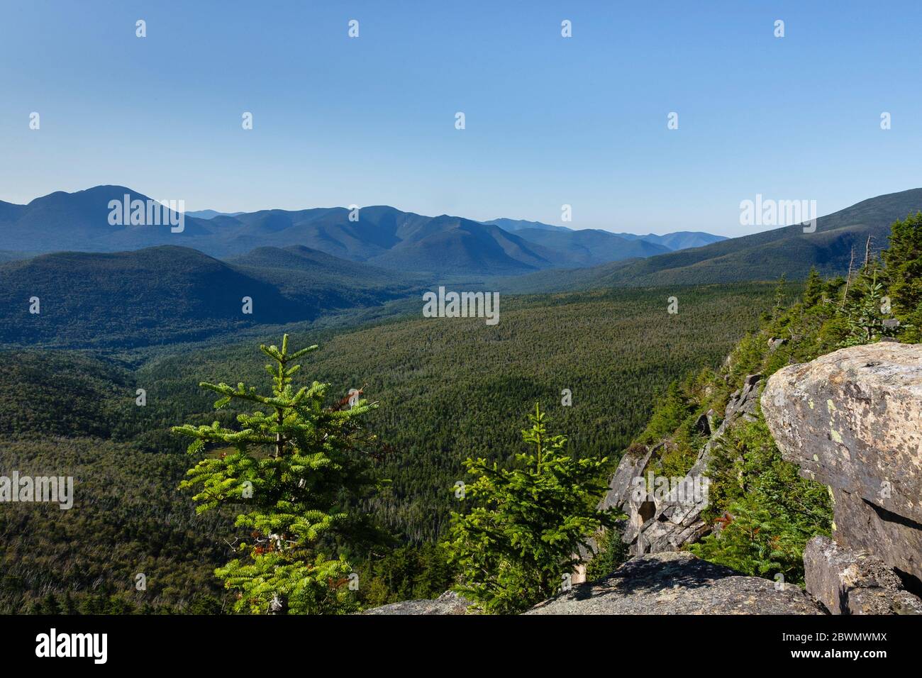 Pemigewasset Wilderness from the summit of Zeacliff Mountain along the ...