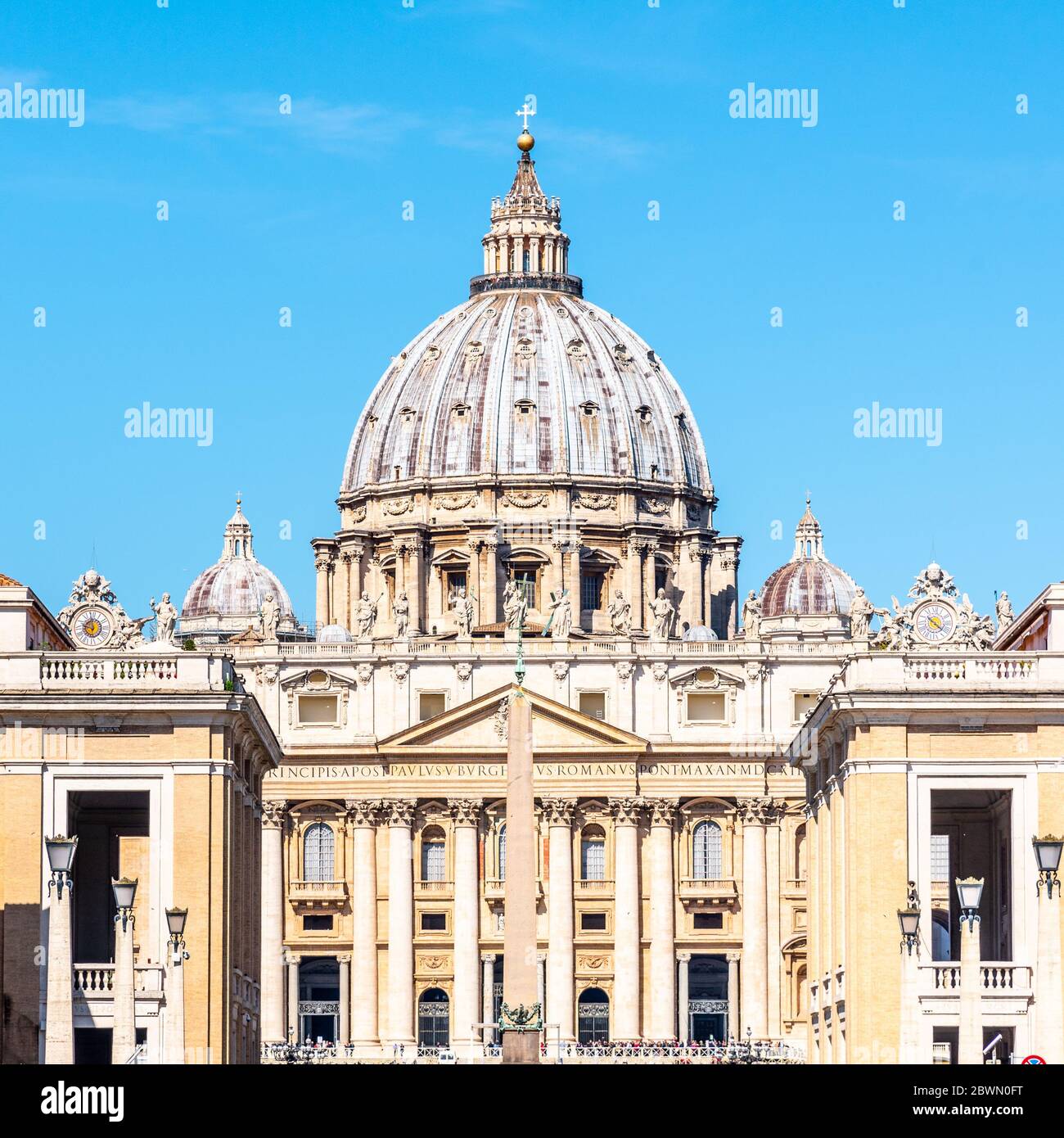 Front view papal basilica hi-res stock photography and images - Alamy