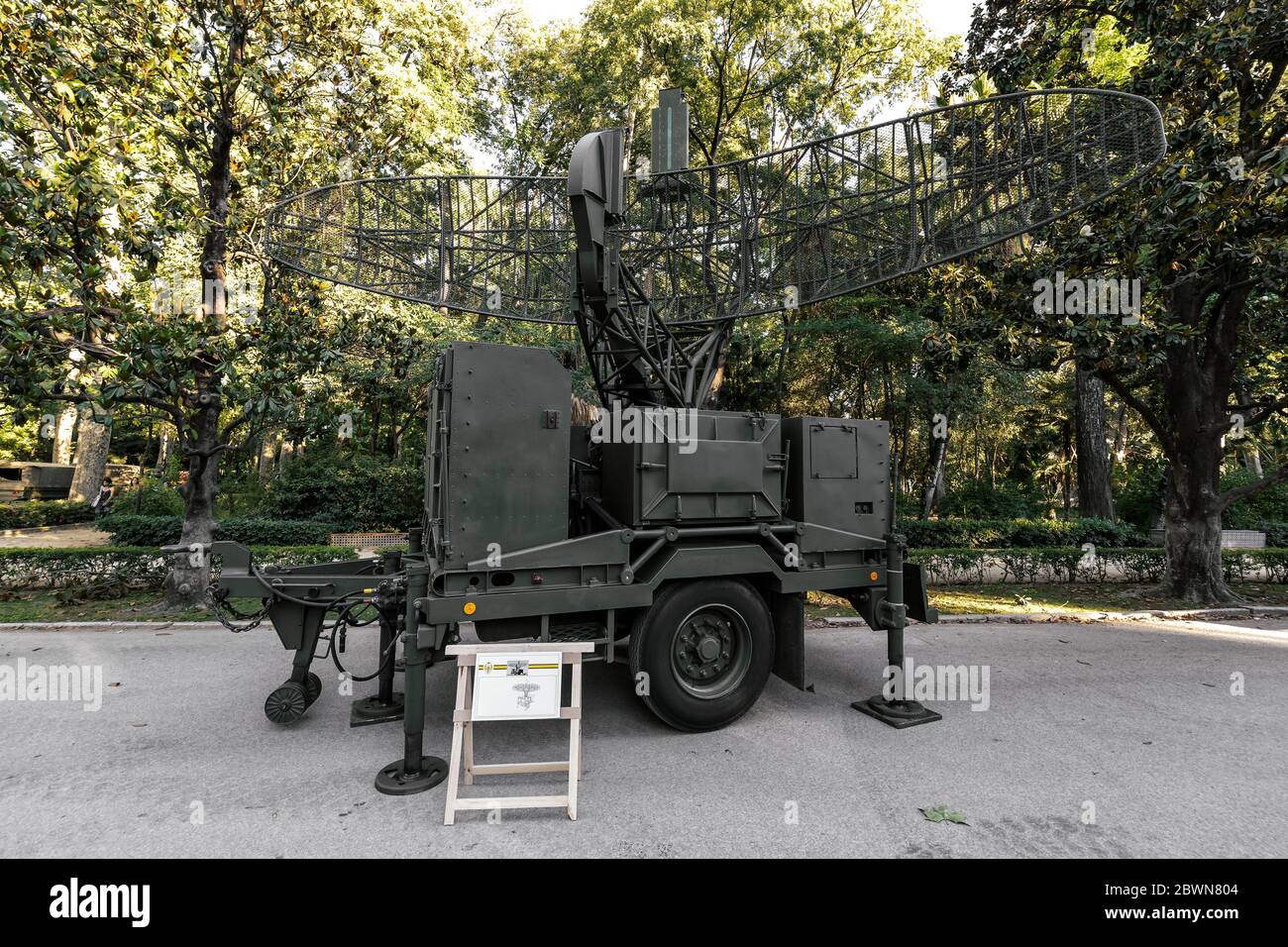 Radar display hi-res stock photography and images - Alamy