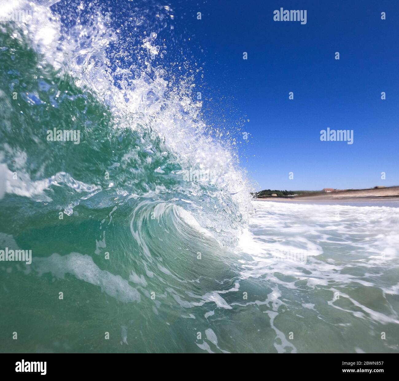 Clean waves breaking in Jersey surf Stock Photo - Alamy