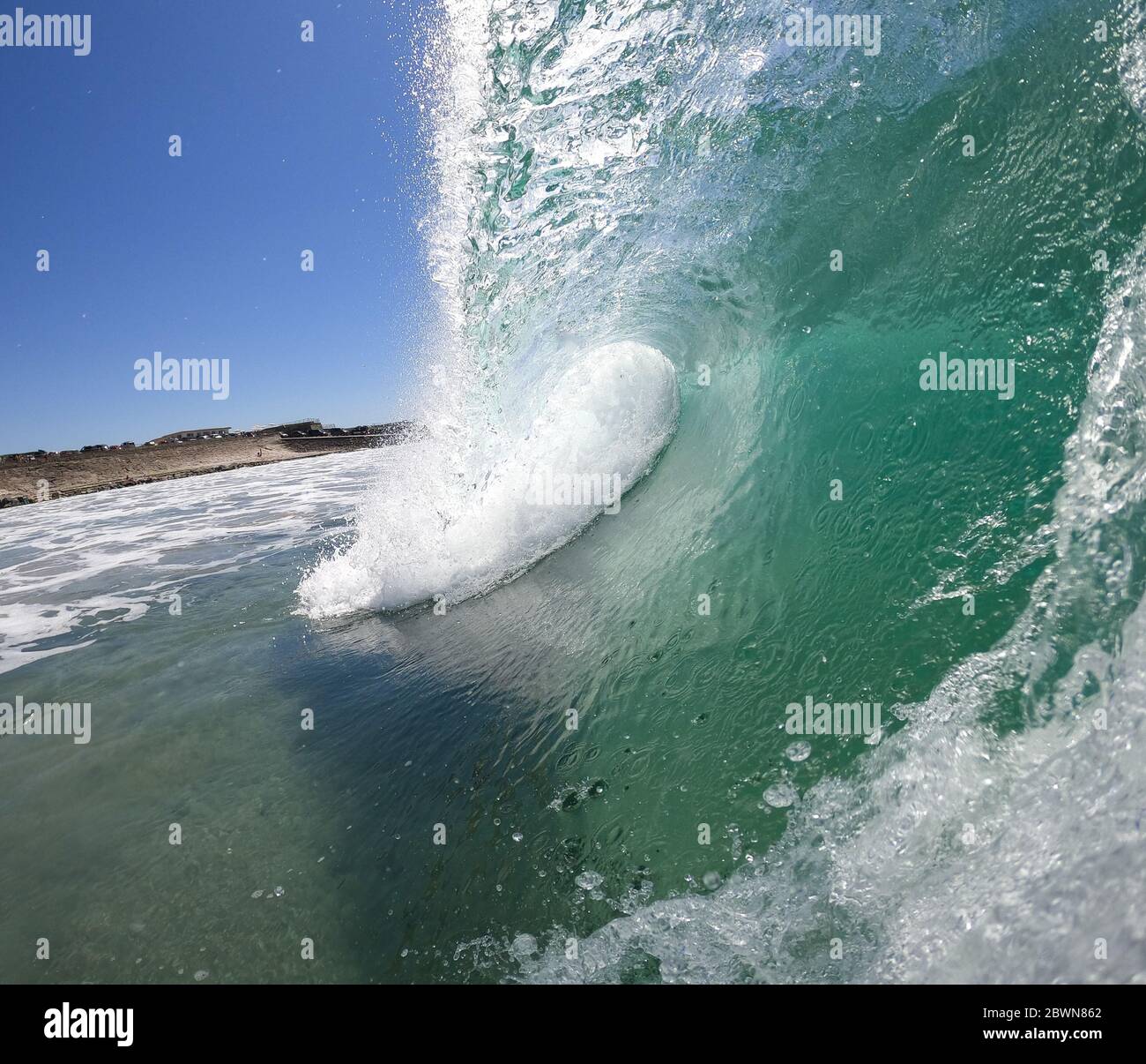 Clean waves hi-res stock photography and images - Alamy