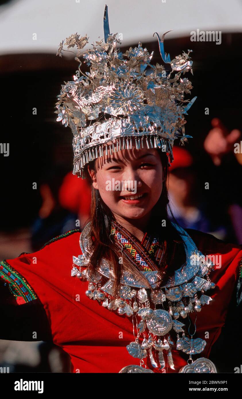 TRADITIONAL MIAO COSTUME, LIJIANG, YUNNAN, CHINA Stock Photo - Alamy