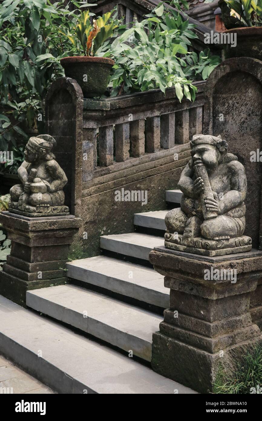 Ancient balinese temple sculpture hi-res stock photography and images ...