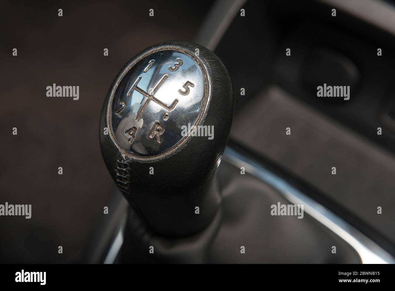 5 speed gearbox hi-res stock photography and images - Alamy
