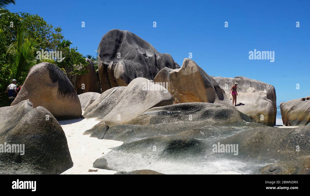 amazing tropical landscape on the seychelles islands Stock Photo - Alamy