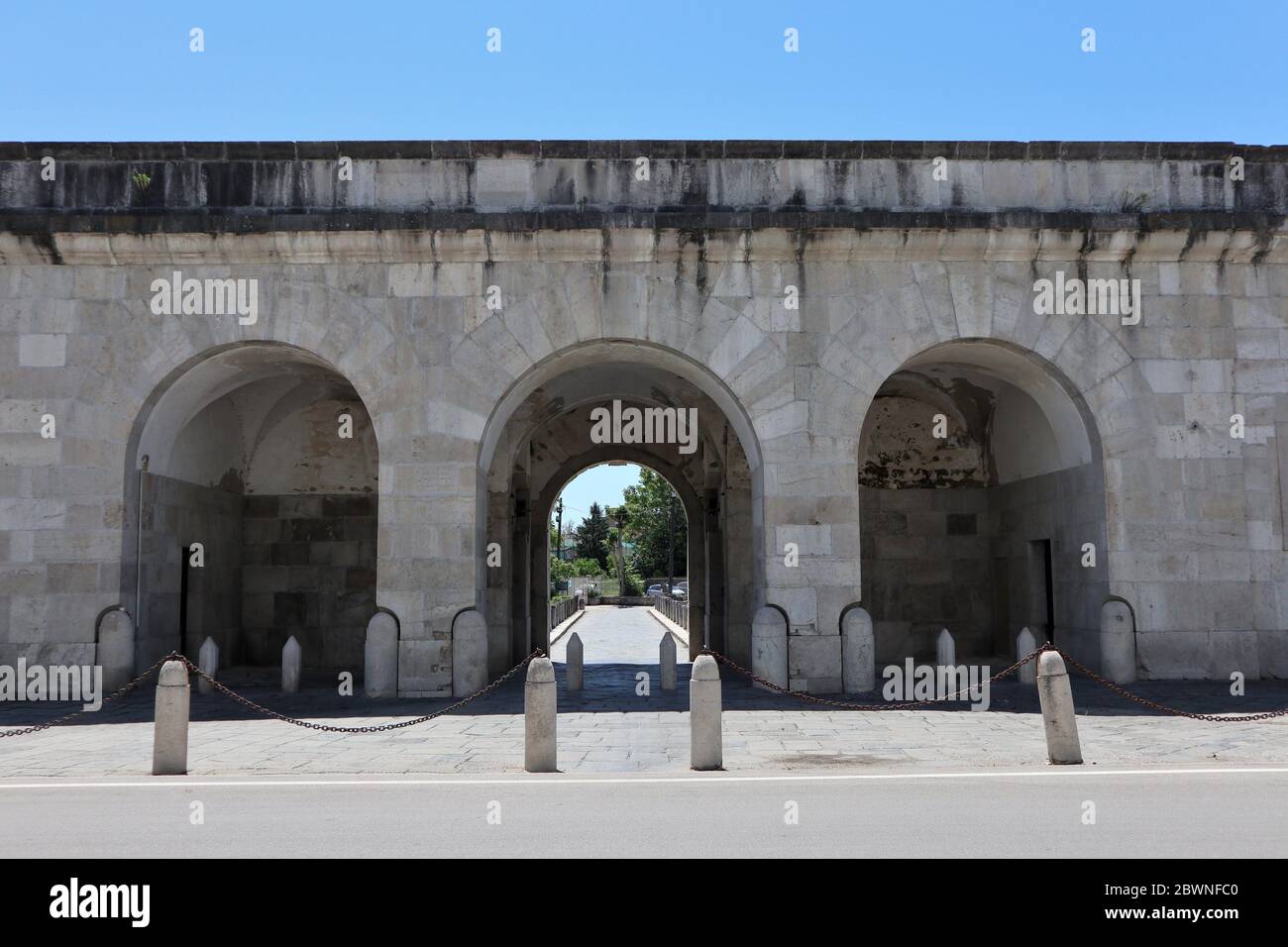 Monumento di mura hi-res stock photography and images - Alamy