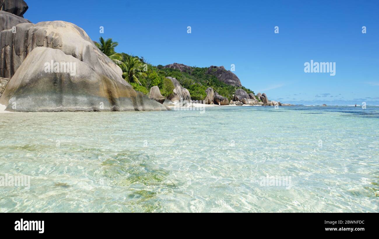 amazing tropical landscape on the seychelles islands Stock Photo - Alamy