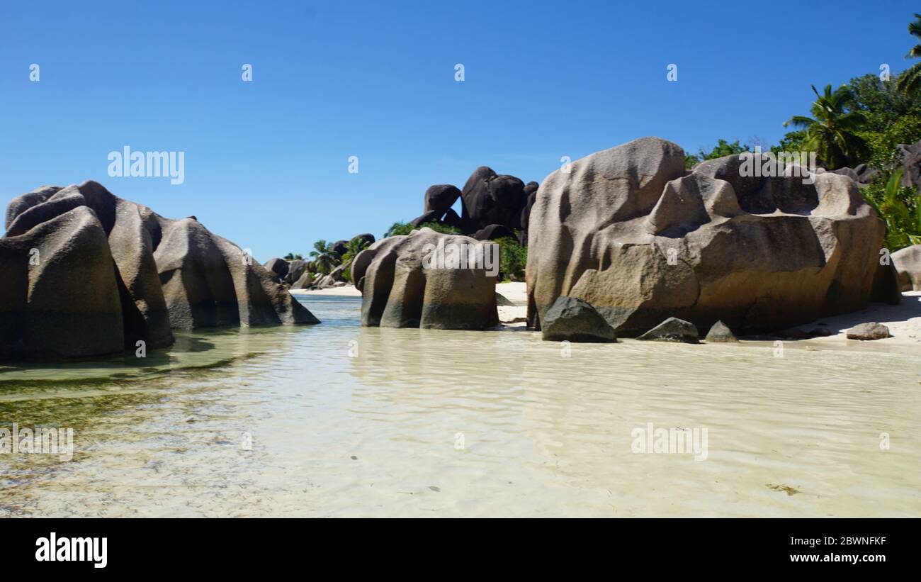 amazing tropical landscape on the seychelles islands Stock Photo - Alamy
