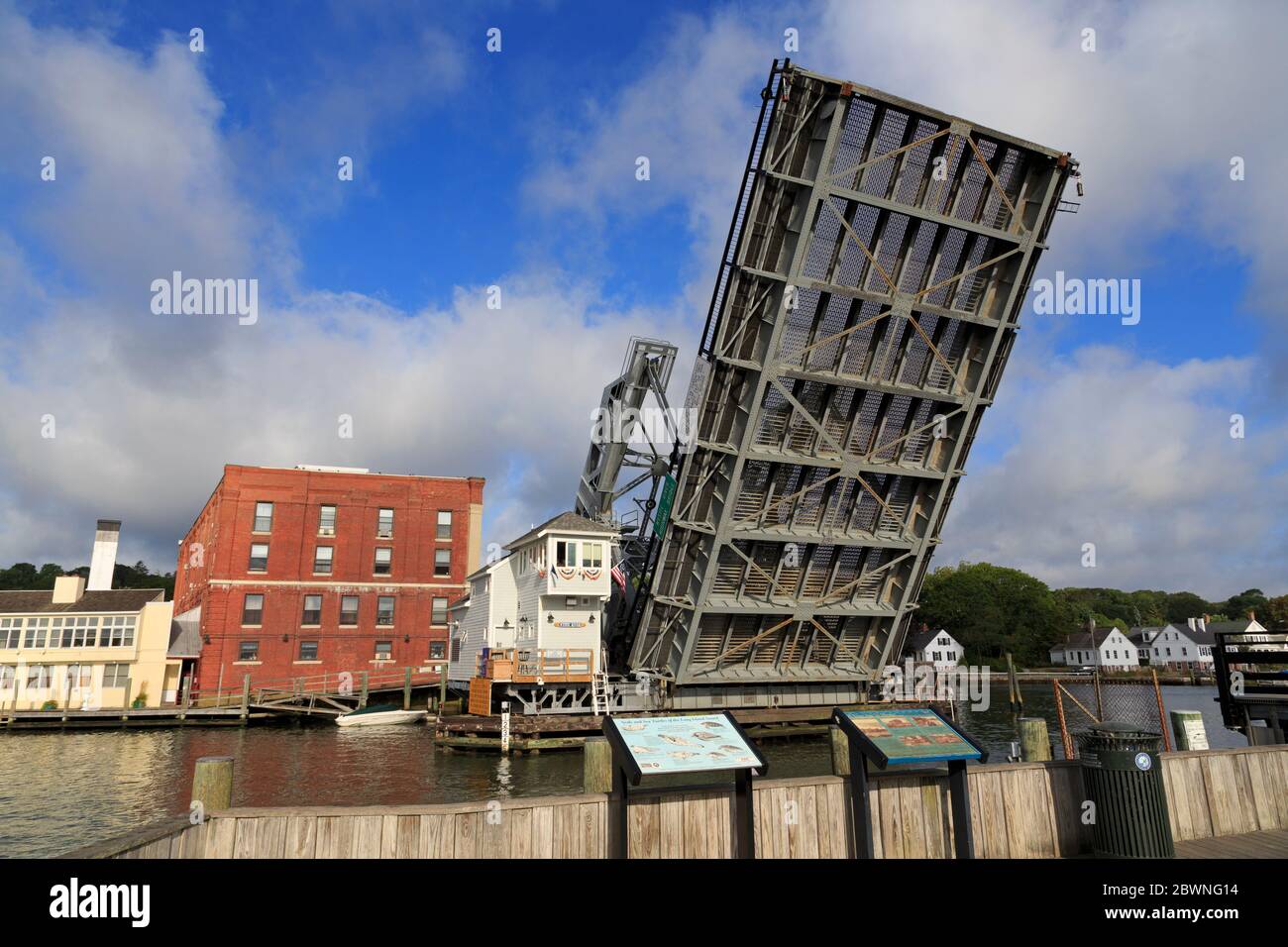 Mystic River Bascule Bridge, Mystic, Connecticut, USA Stock Photo - Alamy