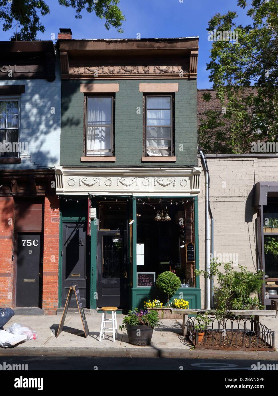 Brooklyn coffee cafe hi-res stock photography and images - Alamy