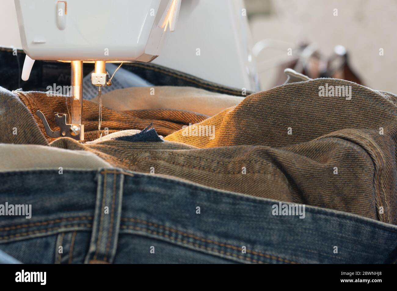 Tailor design hi-res stock photography and images - Alamy