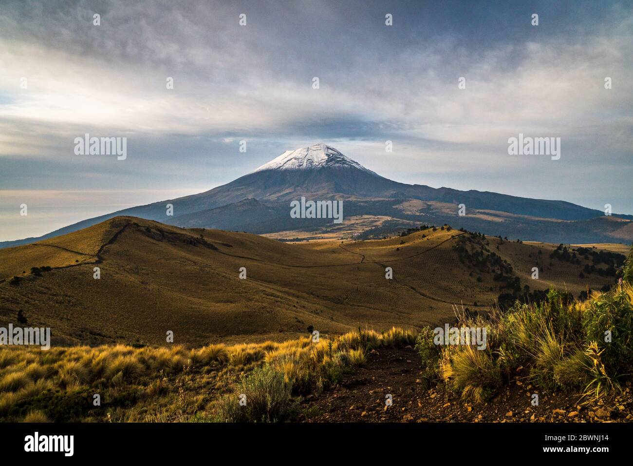 Beautiful Popocatepetl volcano front view Stock Photo - Alamy