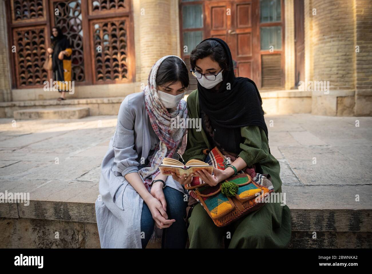 Hafez poems hi-res stock photography and images - Alamy