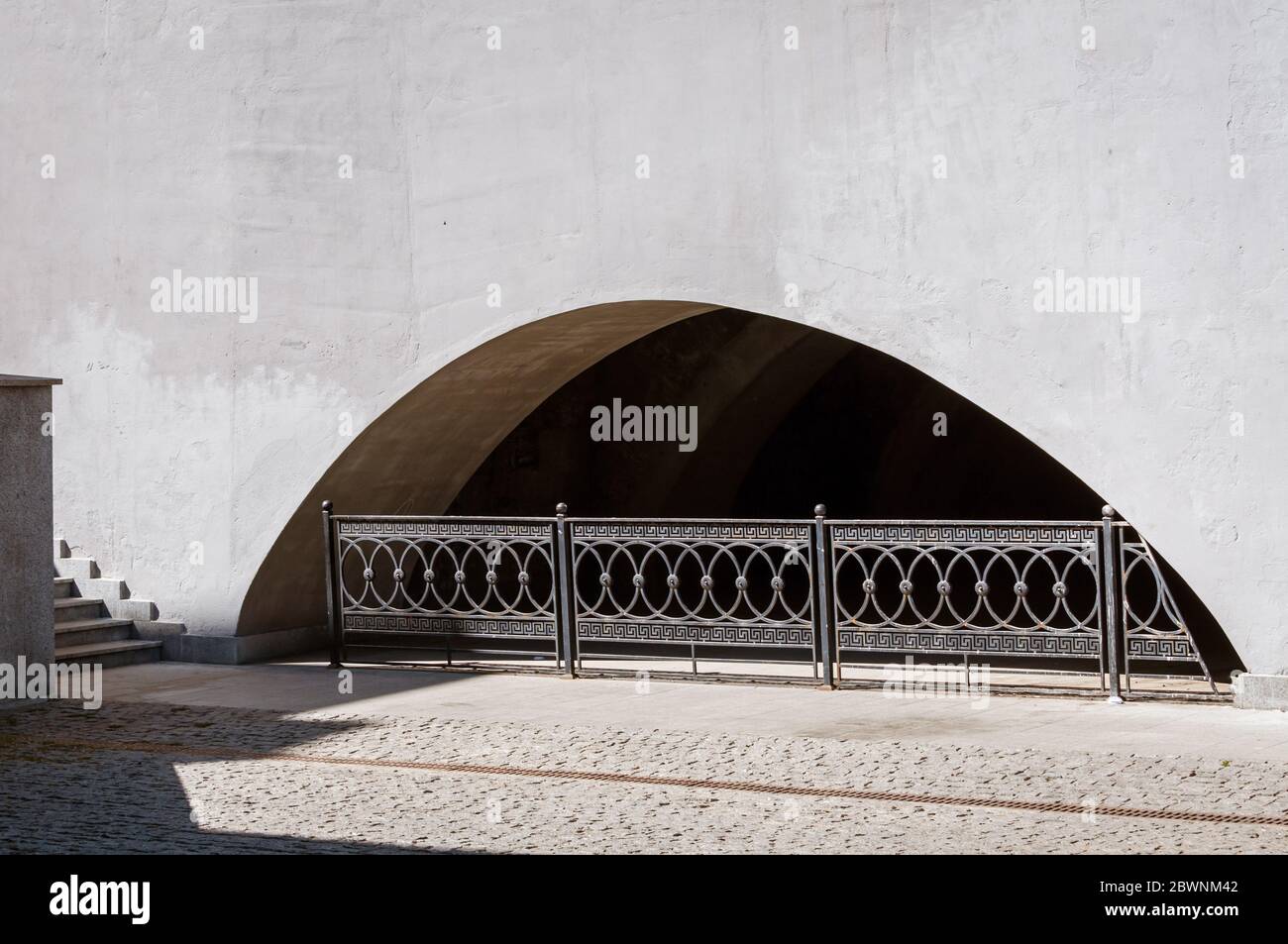 Architectural elements arch and steps.Arch and grille Stock Photo - Alamy