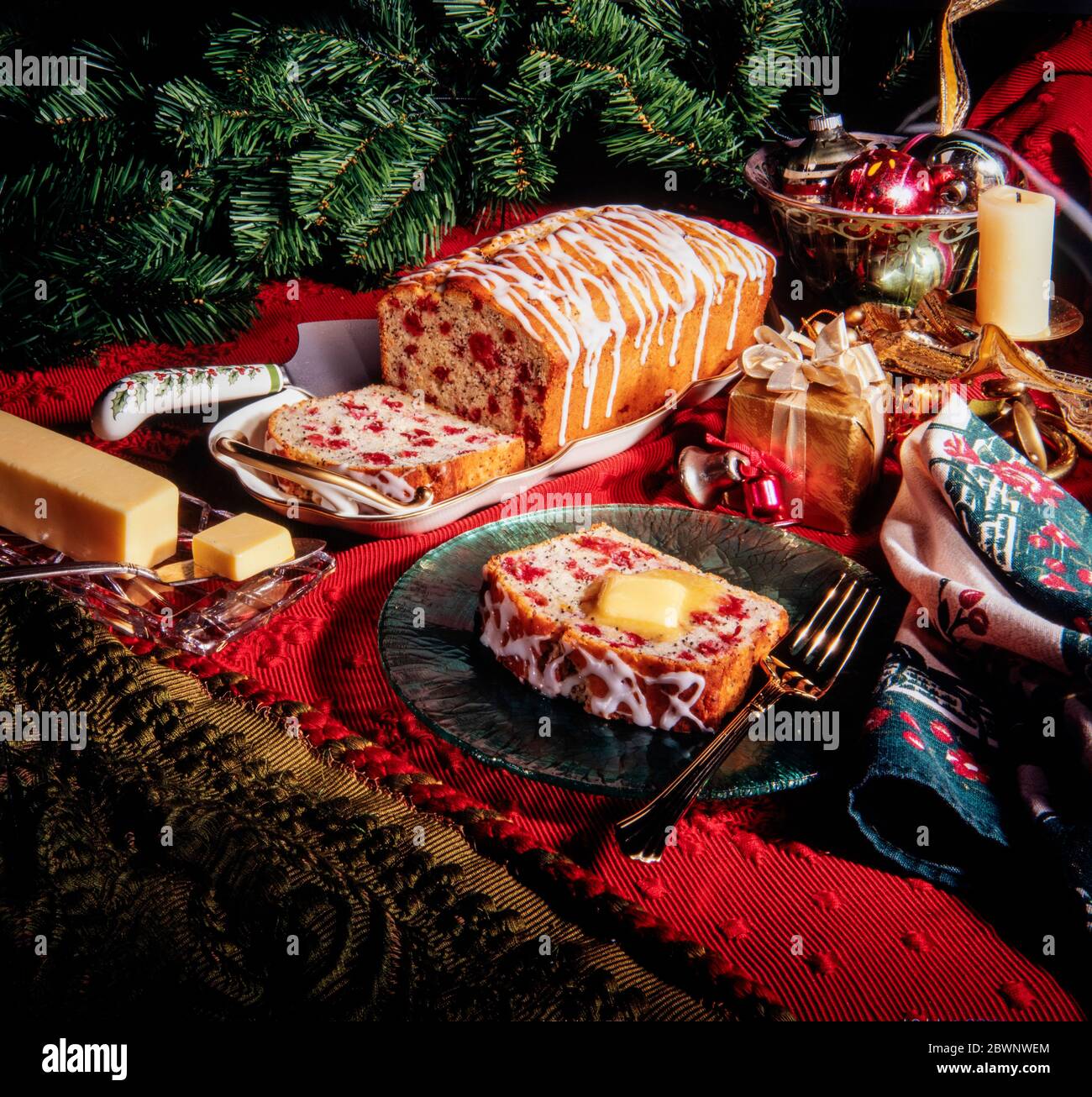 Holiday sweet bread hi-res stock photography and images - Alamy