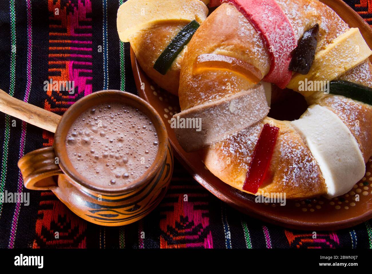 Kings day bread and mexican chocolate Stock Photo - Alamy