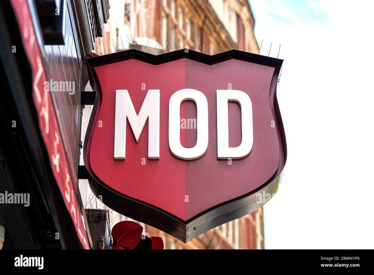 MOD Pizza logo on their restaurant in Leicester Square Stock Photo - Alamy