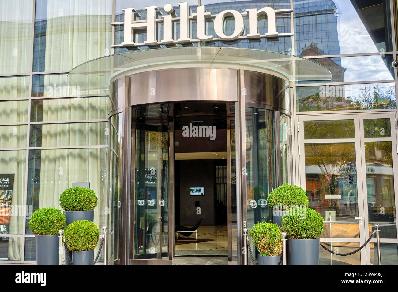 Hilton belgrade hi-res stock photography and images - Alamy