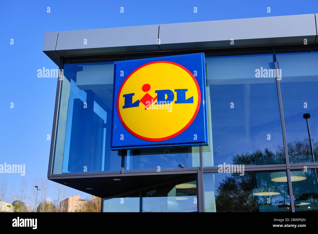 Grocery store lidl hi-res stock photography and images - Alamy