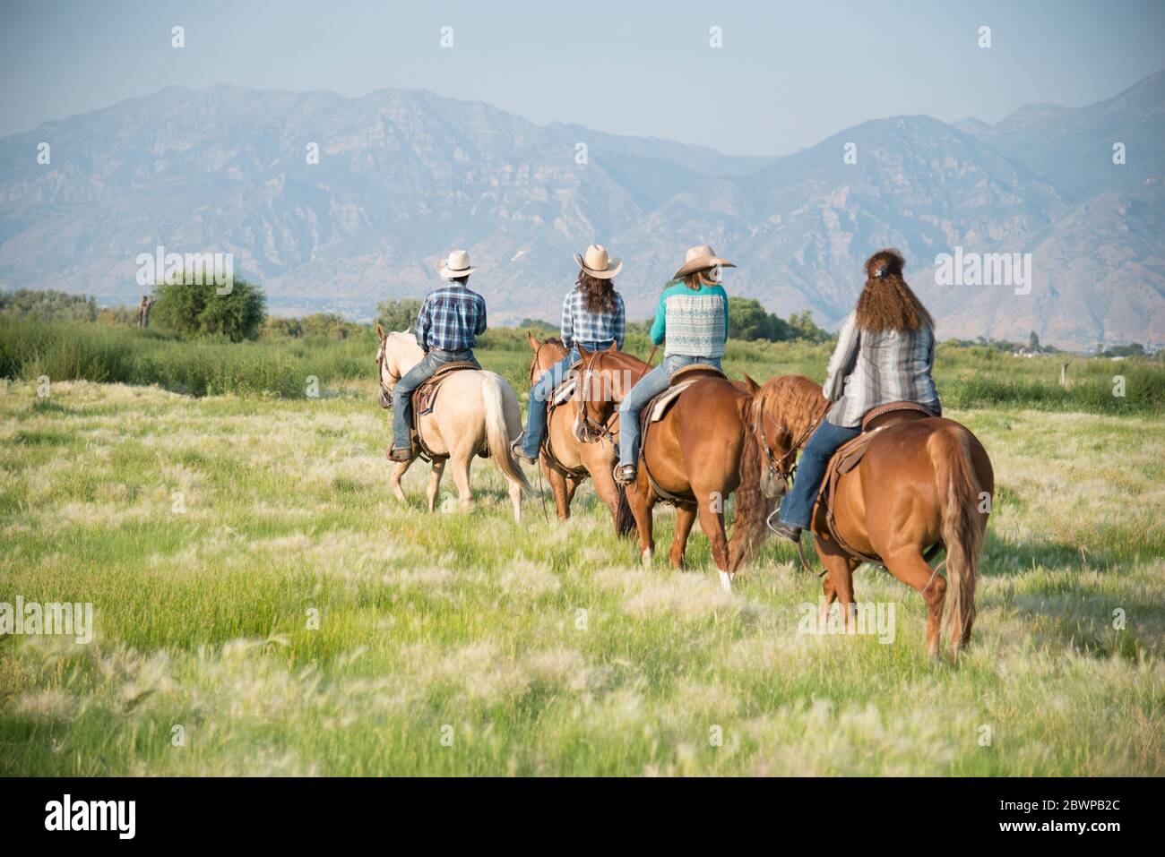 Cowgirl cowboys friends western hi-res stock photography and images - Alamy