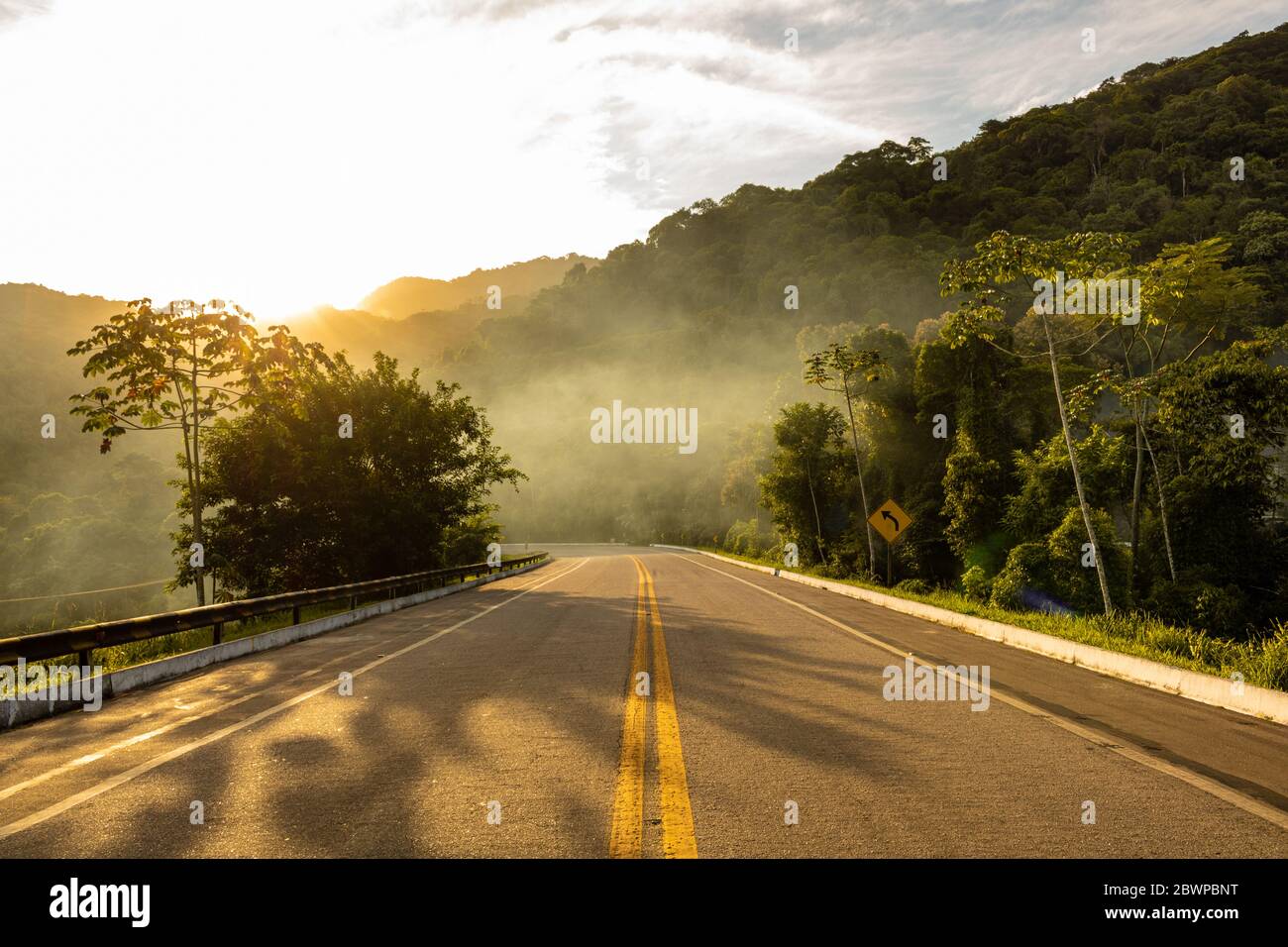 Green traffic light over road hi-res stock photography and images - Alamy