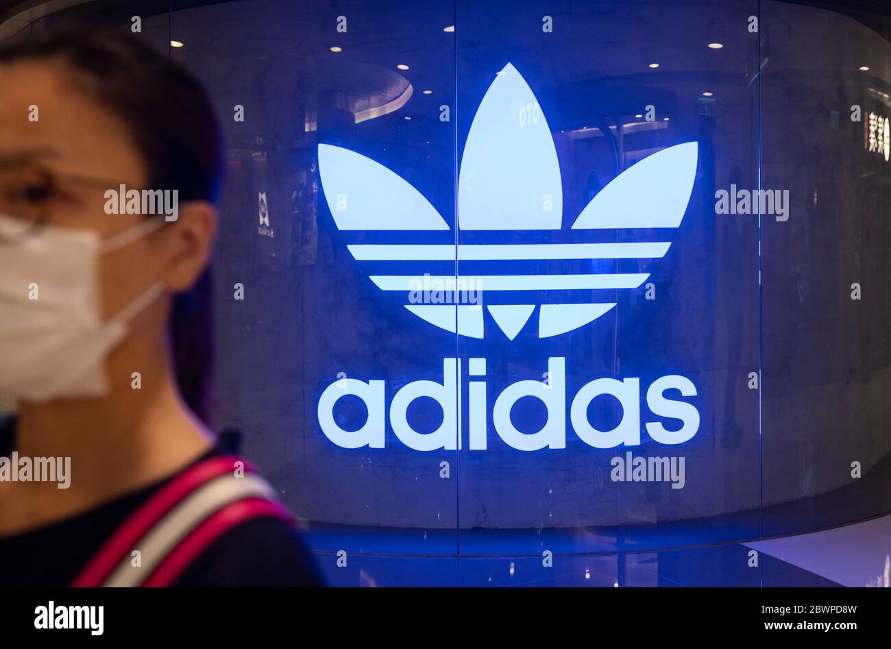 Adidas face mask hi-res stock photography and images - Alamy